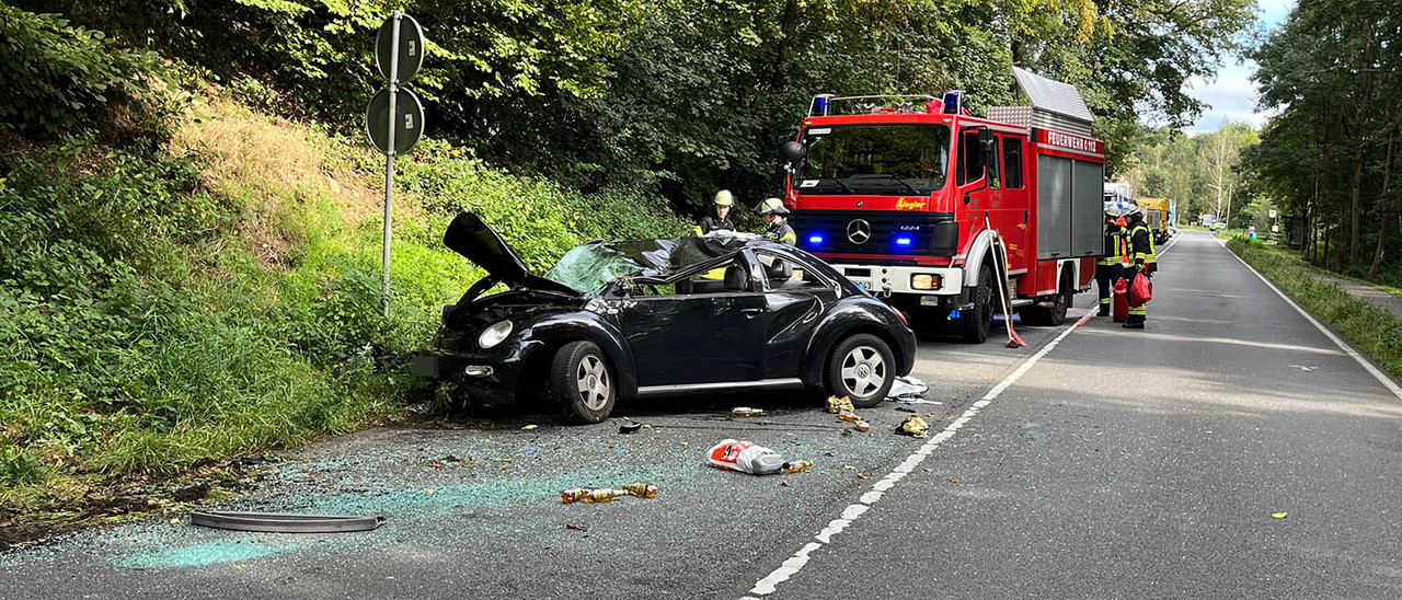 Unfall auf der B478: Mit dem Auto überschlagen und schwer verletzt